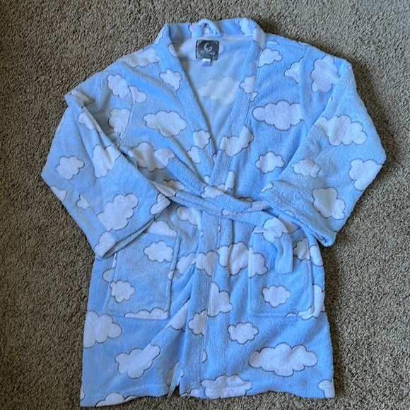 Pj Couture | Intimates & Sleepwear | Cloud Robe | Poshmark